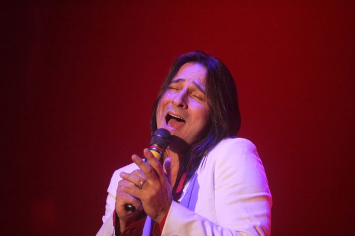 Hugo - The Ultimate Journey Tribute | Day After Day Productions